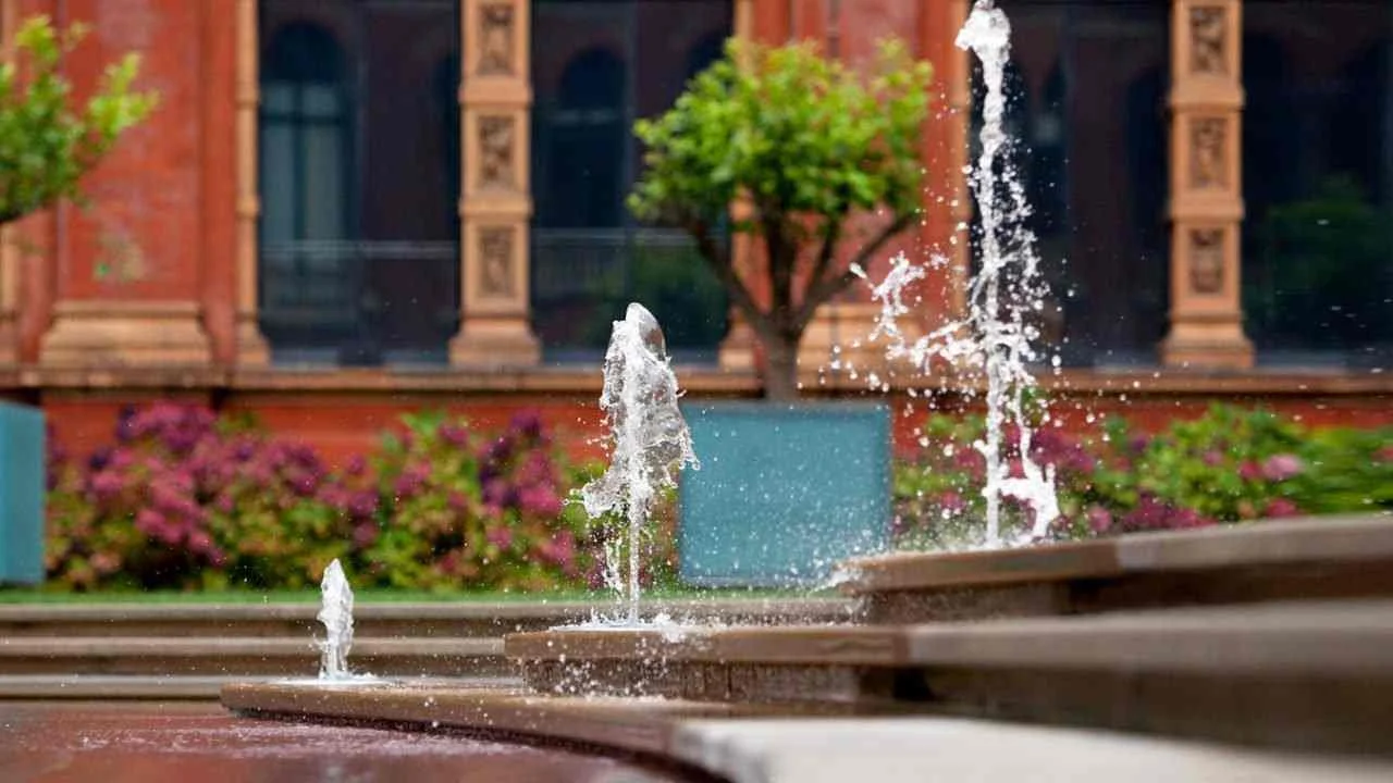 DIY Fountain Installation: Pros and Cons for Delaware Homeowners ...